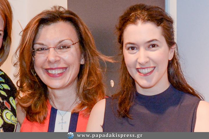 Η ΕΚΘΕΣΗ ΤΗΣ ΕΛΛΗΣ ΤΣΑΤΣΟΥ ΣΤΗ ΓΚΑΛΕΡΙ ΙΡΙΣ - SissysWorld